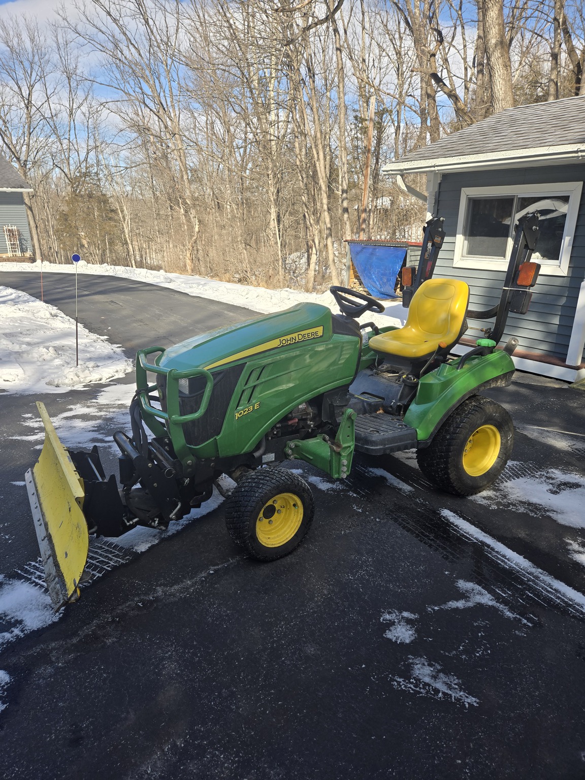 1023E - United Ag & Turf