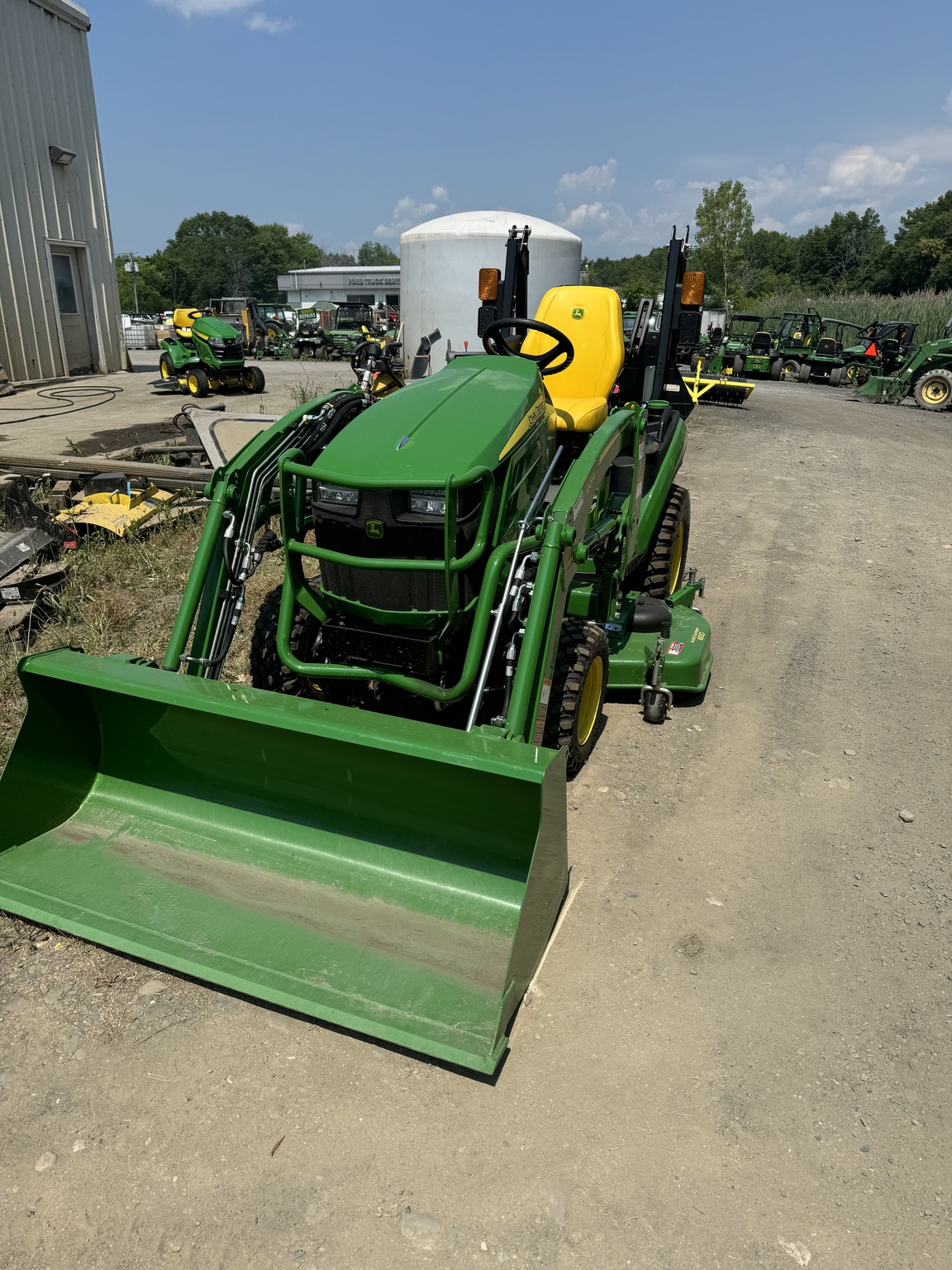1025R - United Ag & Turf