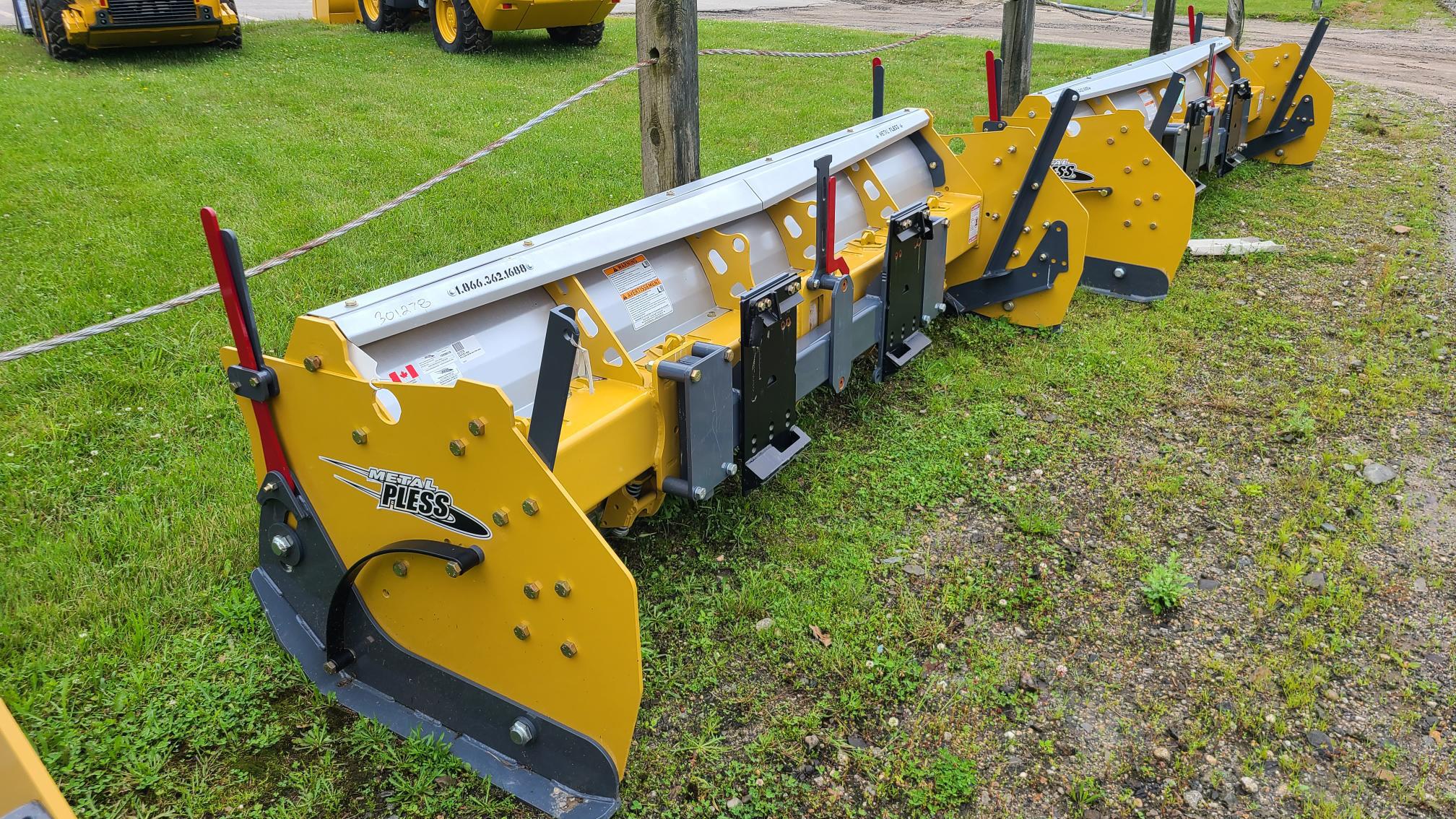 METAL PLESS LBX1032 SKID STEER SNOW PUSHER - United Construction & Forestry