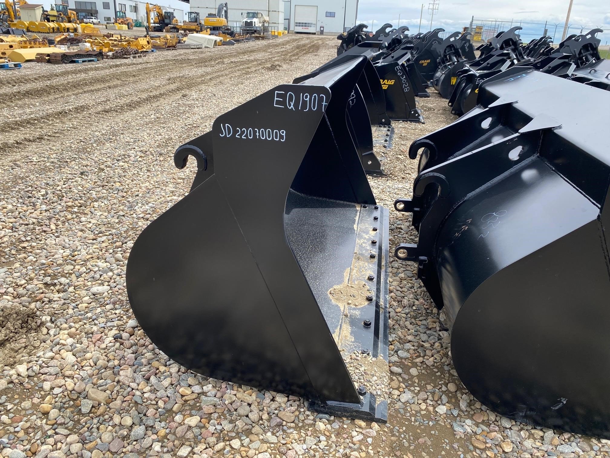 Used 3.5 YARD GP LOADER BUCKET For Sale | Headwater Equipment